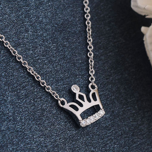 Stylish Bling Rhinestone Crown Pendant Necklace [grxjy5100220] on Luulla