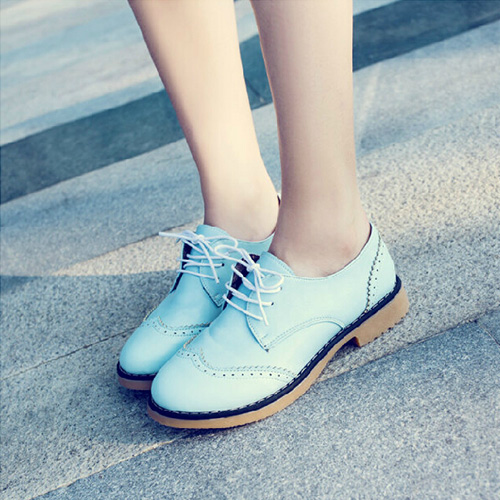 Retro Hollow Out Carving Pointed Toe Lace Up Flat Heel Shoes ...